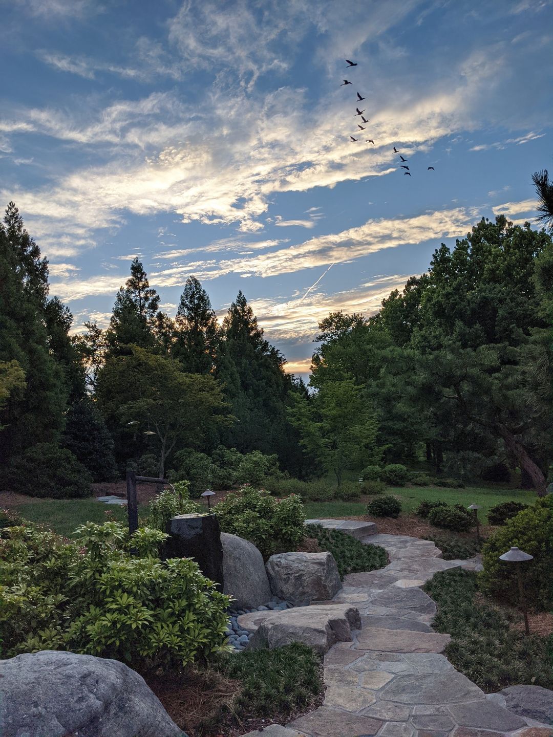 A HISTORIAN'S GARDEN VIEW . . . . – Hanselman Landscape & Gardens