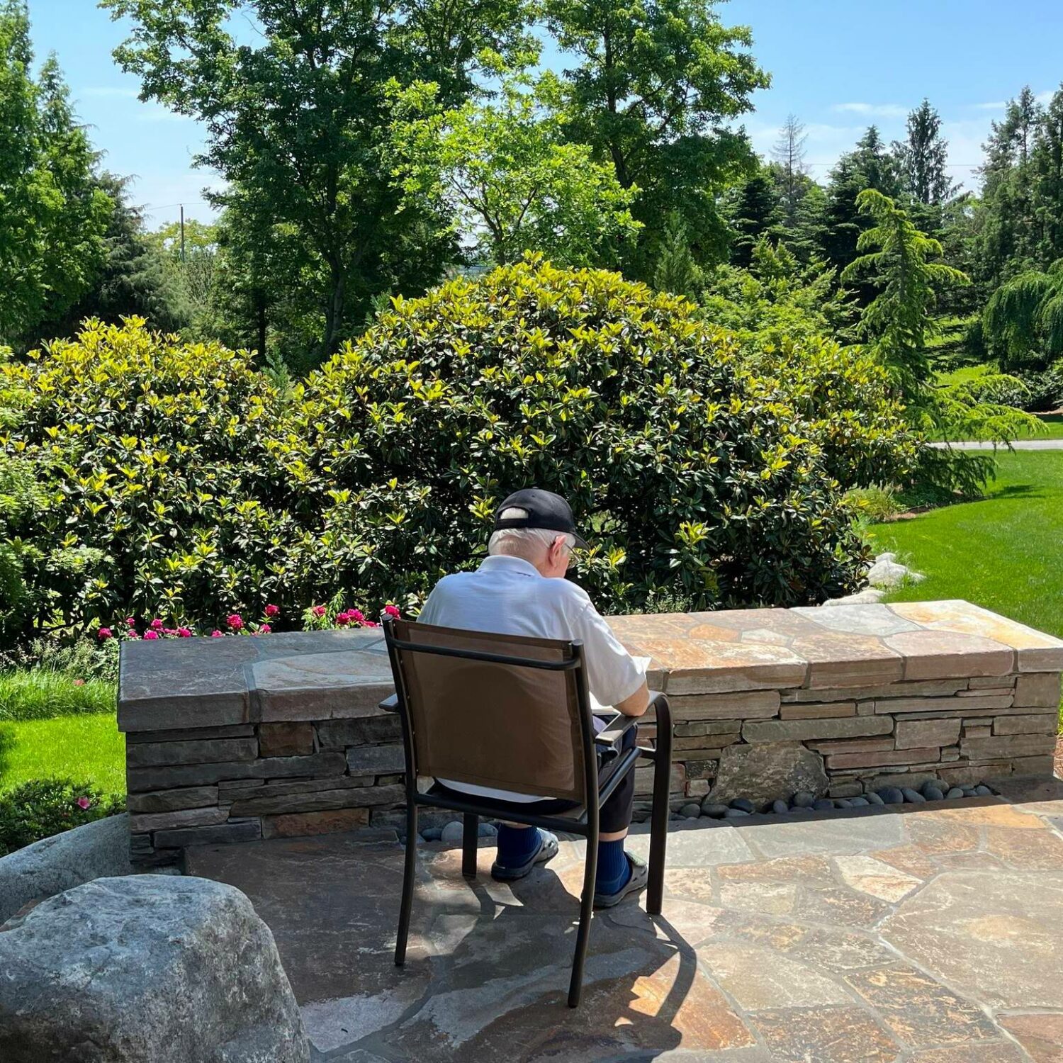 A Garden For The Five Senses – Hanselman Landscape & Gardens